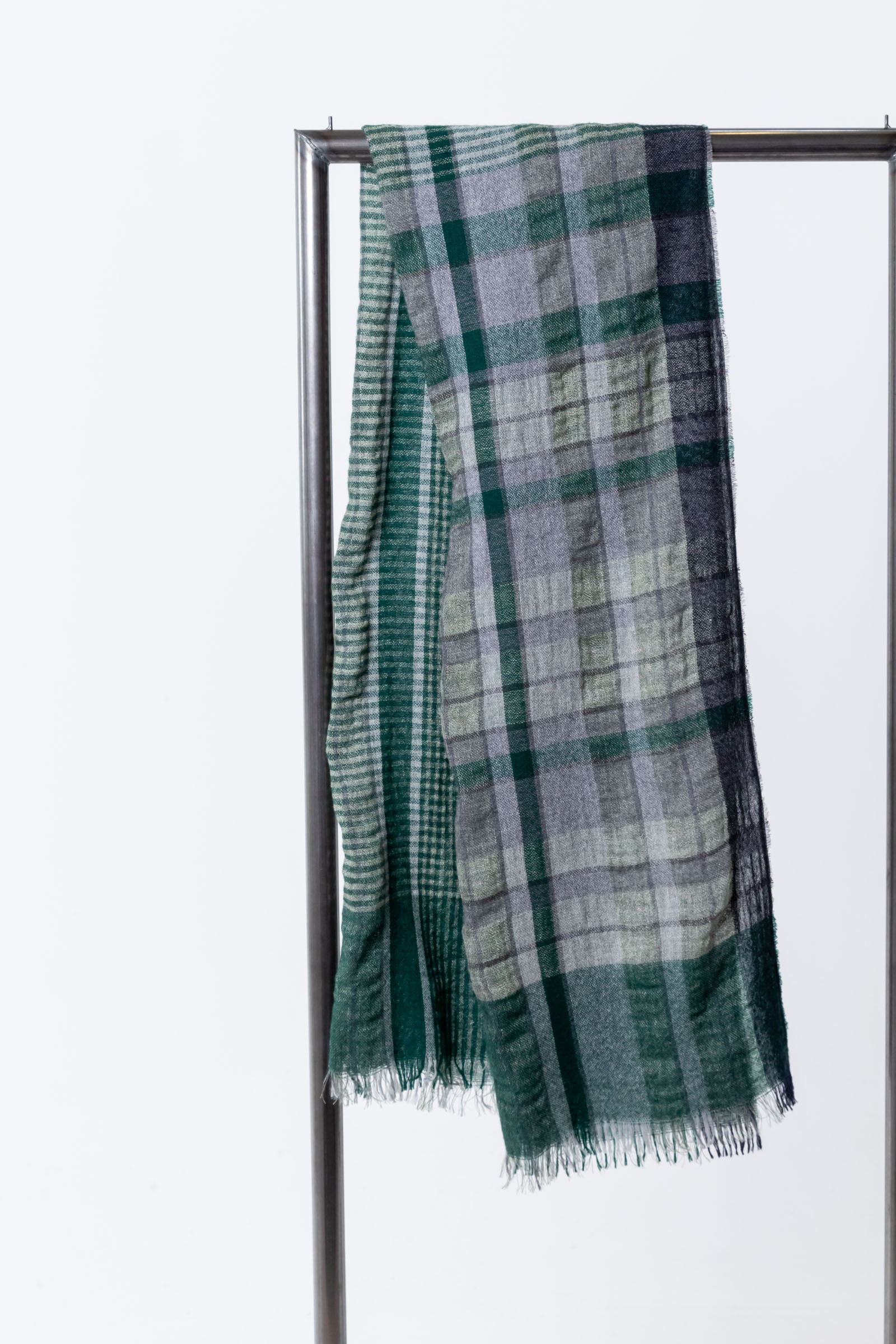 OSKA Australia - Scarf 319 / Virgin wool-linen polyester mixture