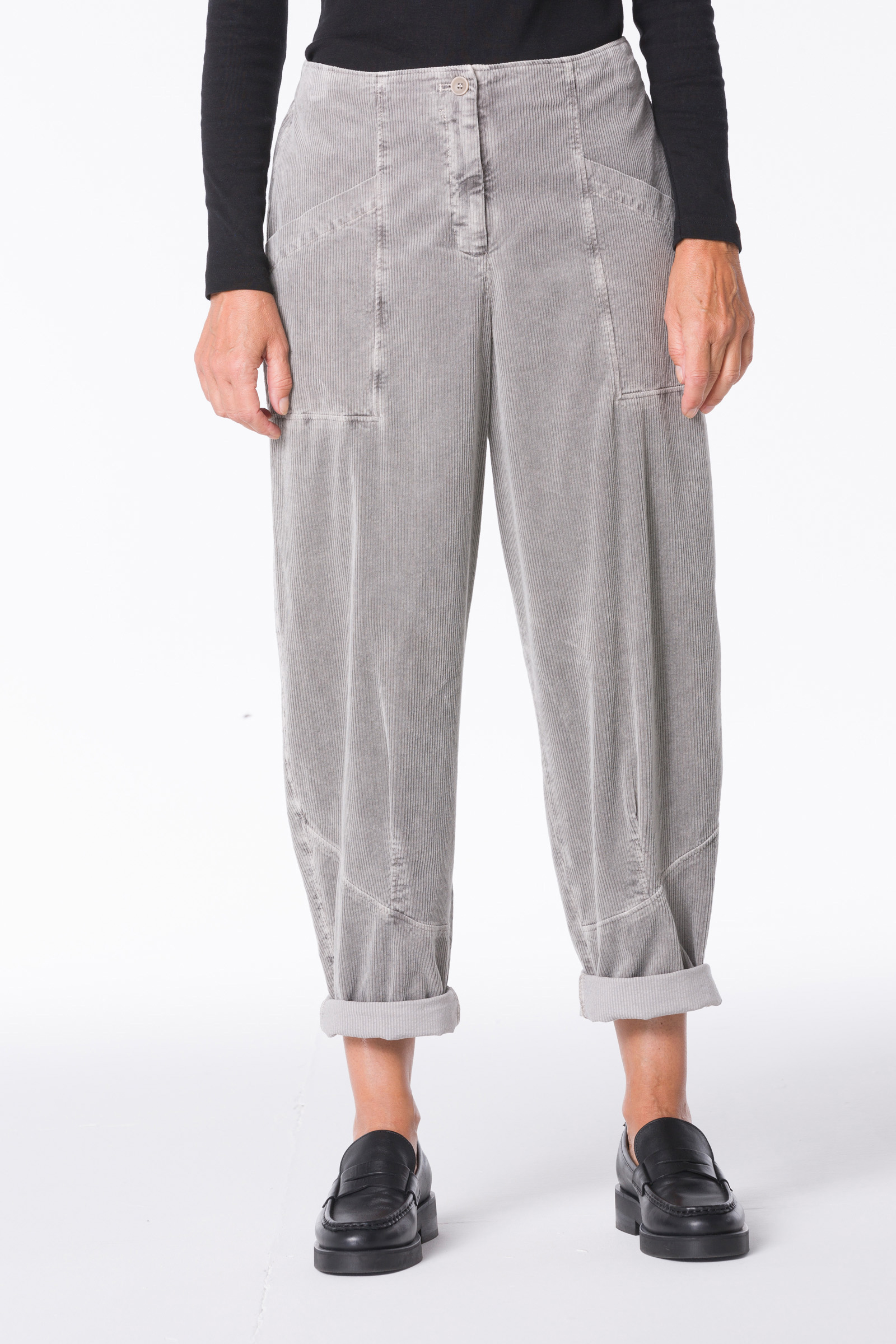 OSKA Australia - Trousers 332 / Cotton cord with stretch content